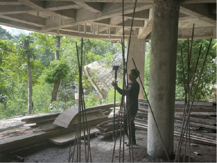 Complex Building Survey in a Forested Area Using SL9 SLAM RTK - Geo ...