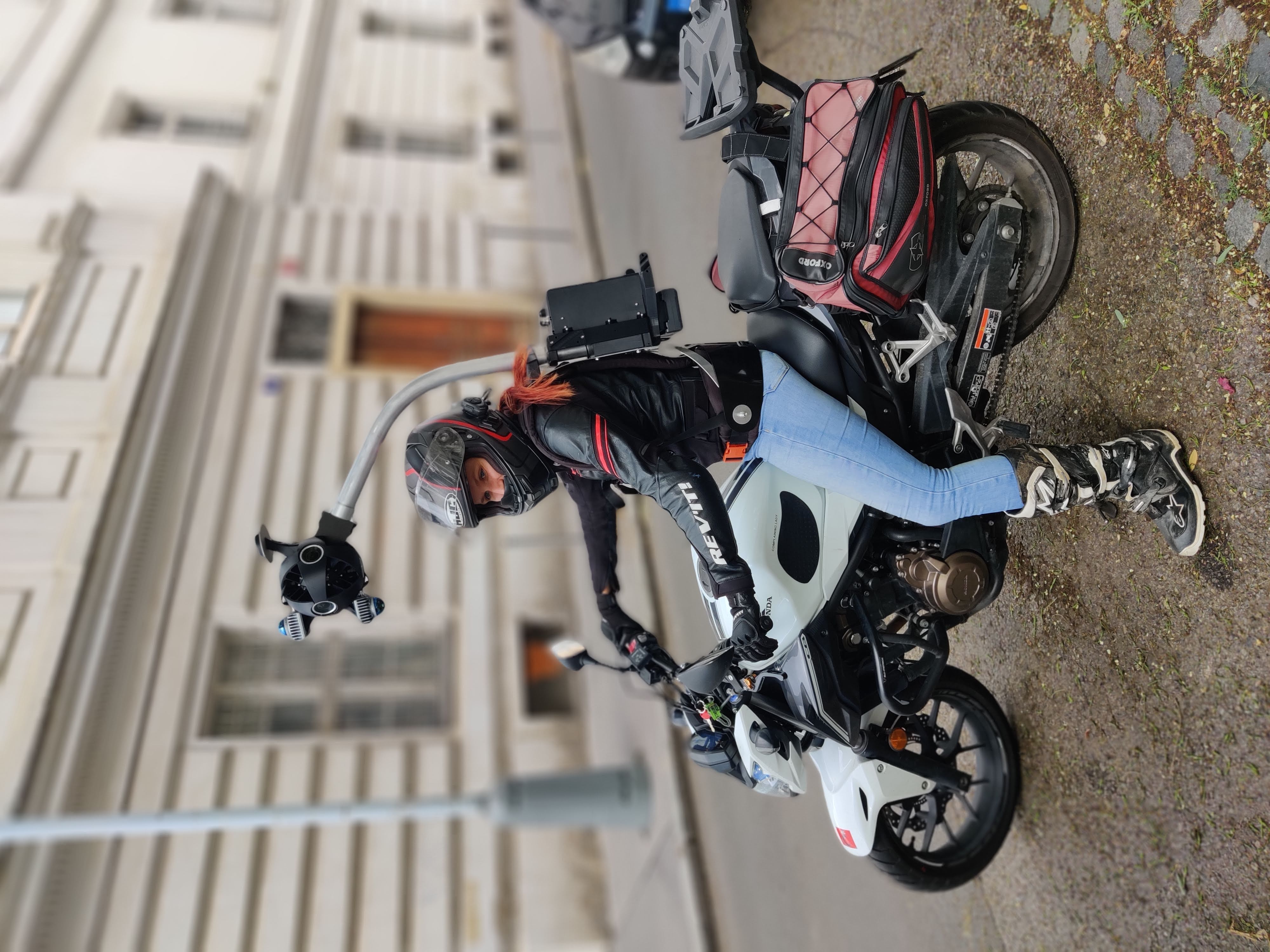 Mosaic Xplor: Fully spherical 360º Mobile Mapping Backpack Camera with ...