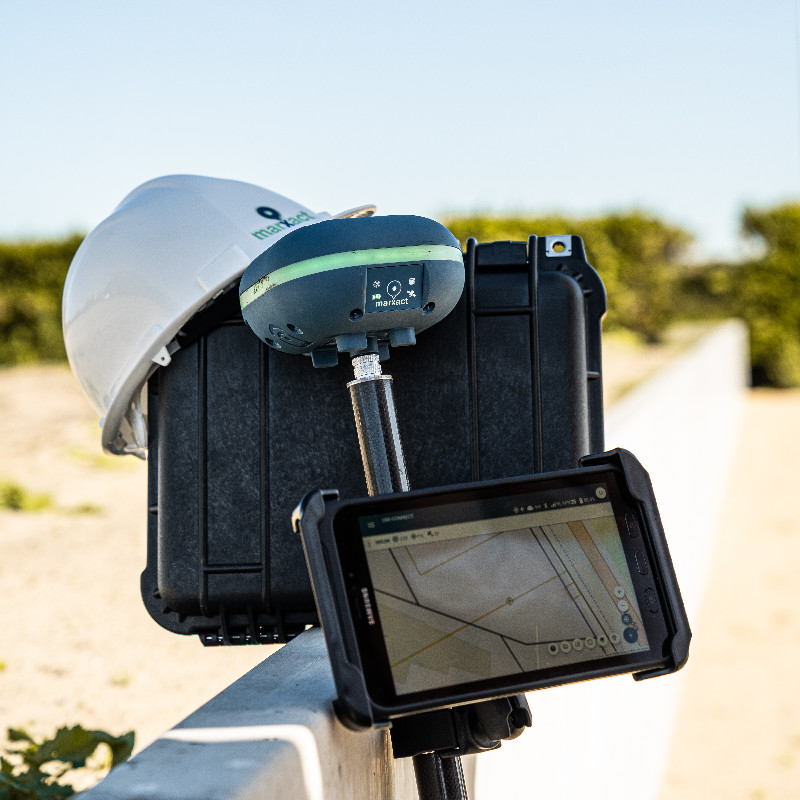 UNI-Complete - Geo-matching