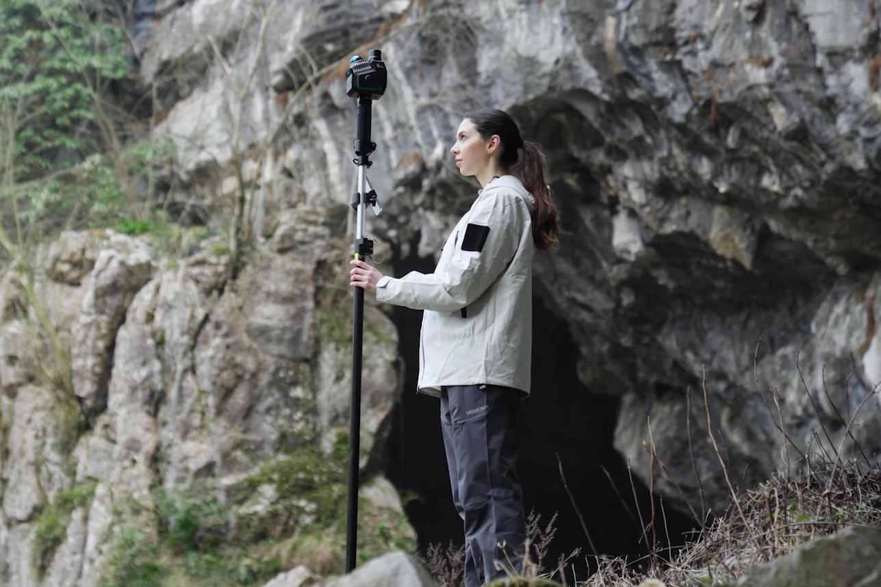 LiGrip O2 Lite Lightweight Handheld SLAM LiDAR Scanner - Geo-matching