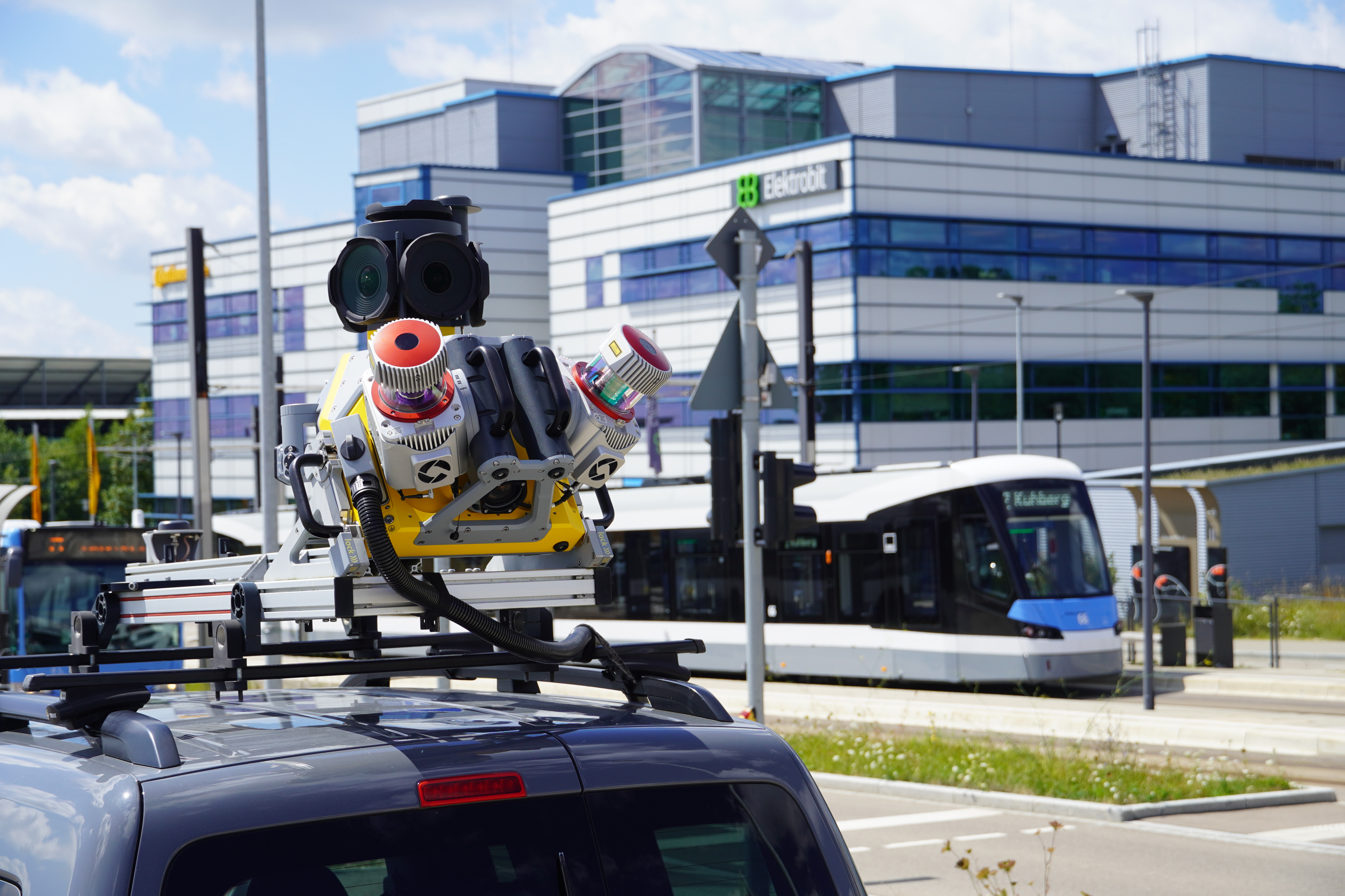 Introduction to the New Trimble MX90 Mobile Mapping Solution - Geo-matching